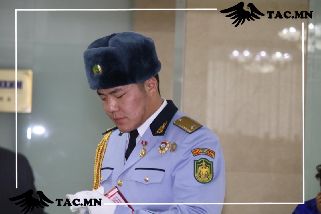 Дэлхийн аваргын мөнгөн медальт М Лхагвагэрэл Гавьяат тамирчин цол