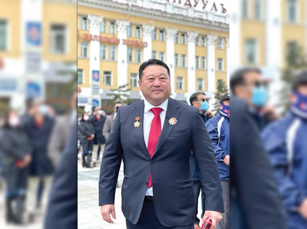 Хөдөлмөрийн баатар Т Мөнхбаяр нарын гэм буруутай эсэхийг дэнслэх хурлыг хойшлууллаа ТАС МН