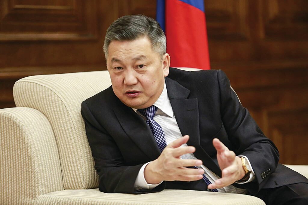 Сүхбаатар дүүргийн Эрүүгийн хэргийн анхан шатны шүүхийн шүүгч нар З
