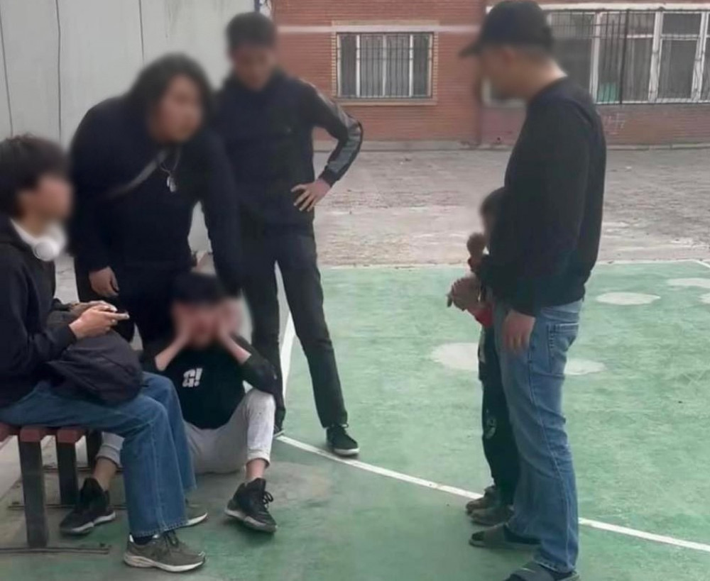 Хүүг нь үрлэн сумтай буугаар оносон тул бусдын биед халдсан гэж