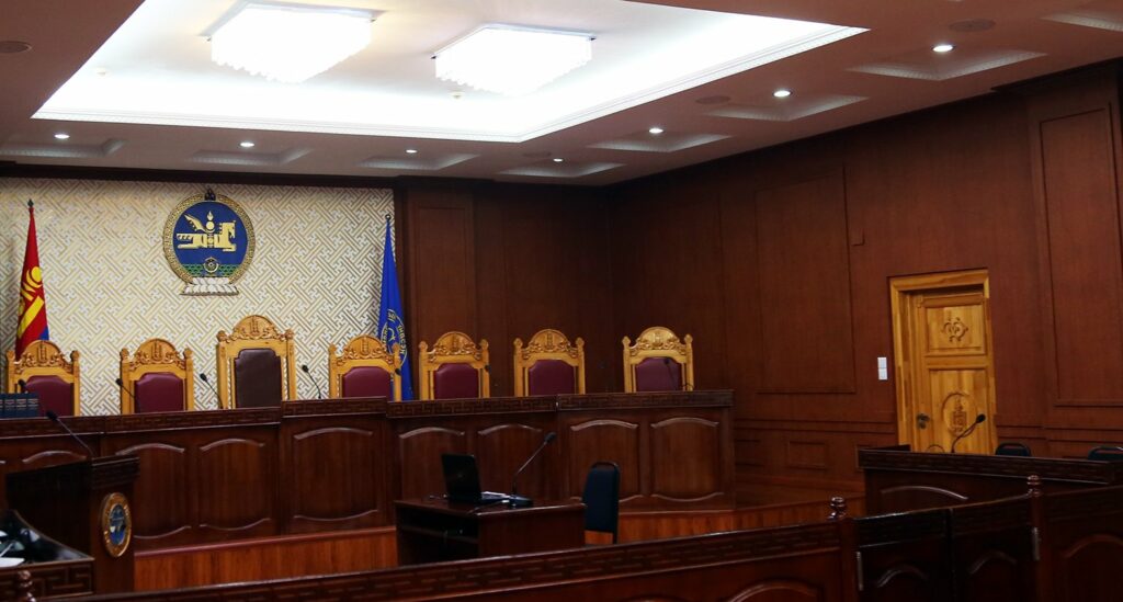 “Эрдэнэс Тавантолгой” ХК ийн албан тушаалтны гэм буруутай эсэхийг дэнслүүлэхээр шилжүүллээ ТАС МН