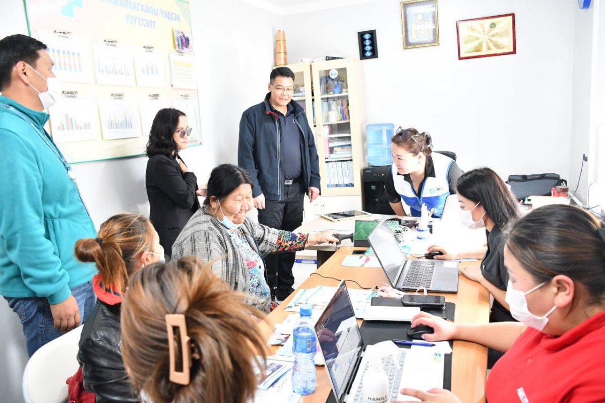 С Энхболд Төв аймгийн 27 сумын иргэдийг эрт илрүүлэх үзлэг оношлогоонд хамруулж байна ТАС МН