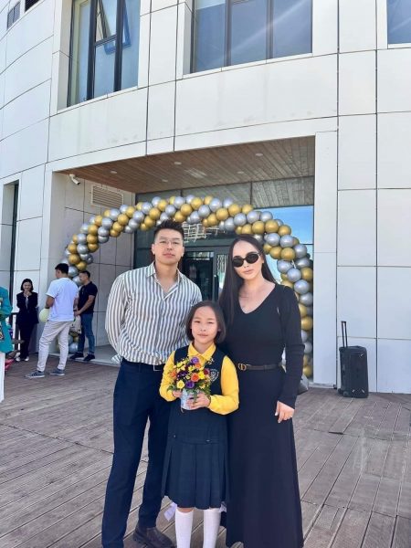 Б.Цэцэг: Аав нь аав шиг, ээж нь ээж шиг л байх хэрэгтэй – ТАС.МН